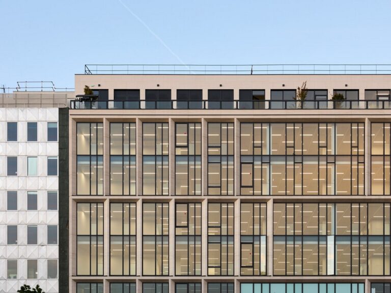 Redefining Workspace: The Transformation of 185 Avenue Charles de ...