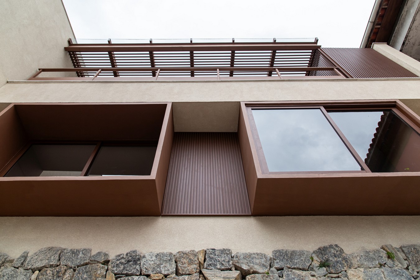 Rediscovering Tradition: Terra House by Cité Arquitetura - foinaad