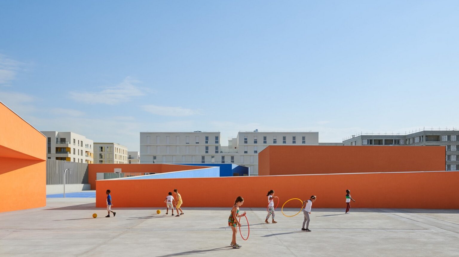 Urban Integration and Porous Design - foinaad